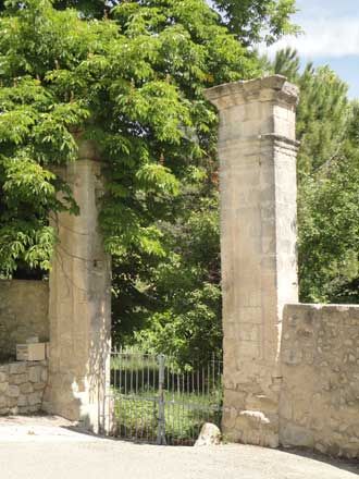 Vitrolles-en-L-Port-Château | Provence 7