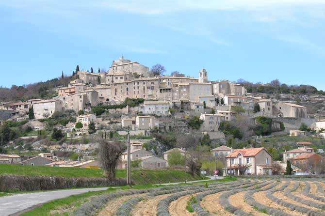 Simiane-Village.-P.-Verlind | Provence 7